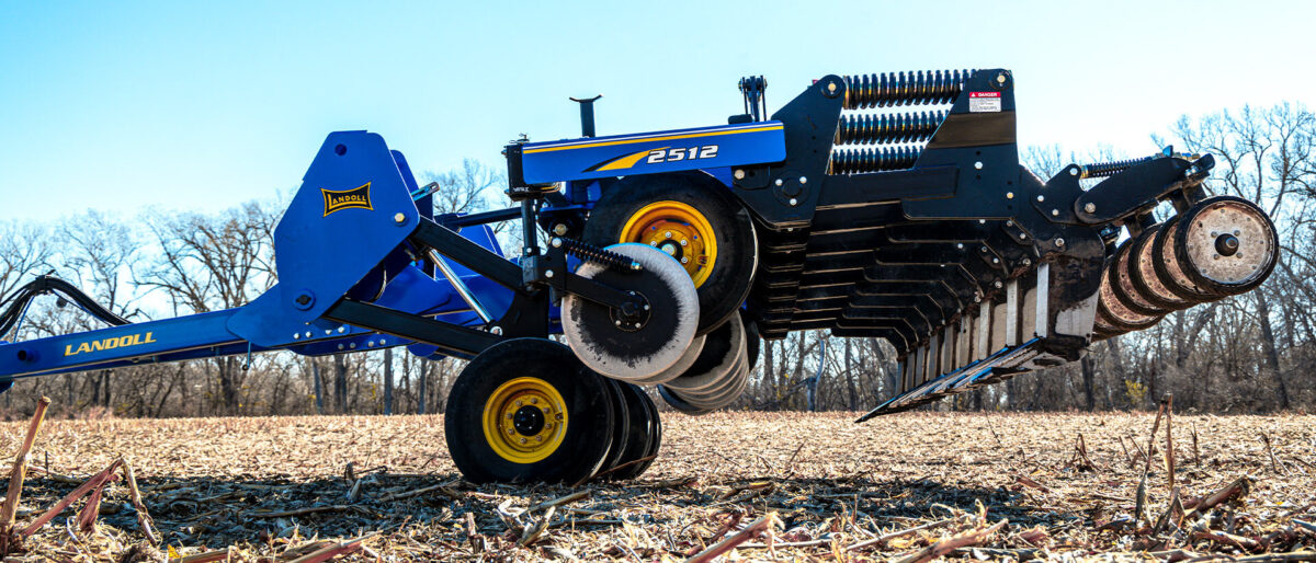 2500 Series In-Line Ripper - Farm Equipment, Landoll, Primary Tillage ...