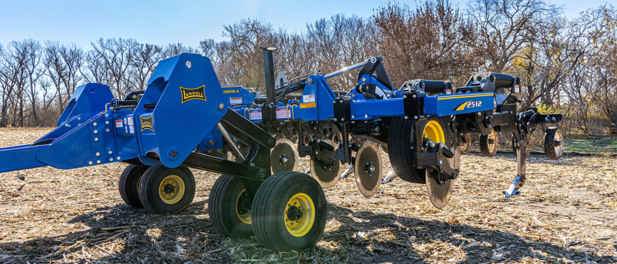 2500 Series In-Line Ripper - Farm Equipment, Landoll, Primary Tillage ...