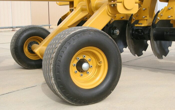 6510 Construction Disc - ICON Construction Equipment - Landoll