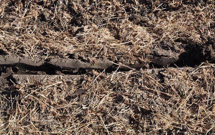 2500 Series In-Line Ripper - Farm Equipment, Landoll, Primary Tillage ...