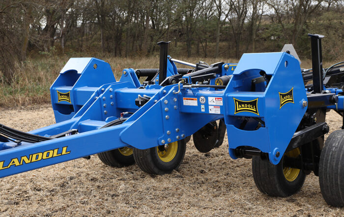 2500 Series In-Line Ripper - Farm Equipment, Landoll, Primary Tillage ...