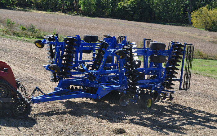 6200 Series Tandem Disc Harrow - Farm Equipment, Landoll, Secondary ...