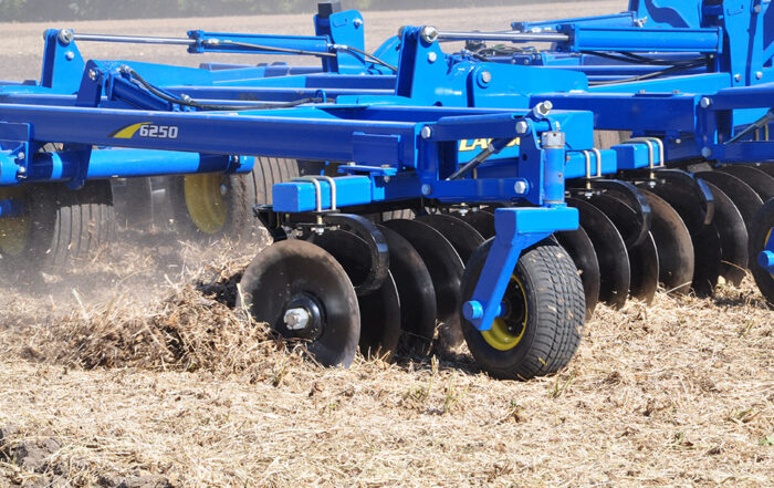 6200 Series Tandem Disc Harrow - Farm Equipment, Landoll, Secondary ...